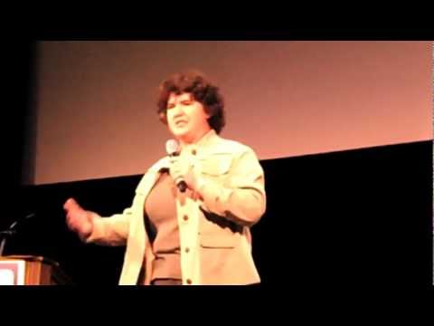 Why Small Towns Need Social Media with Becky McCray - Bangalore Social ...